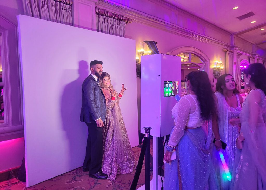 Glam-Cam Booth - NYC Photo Party