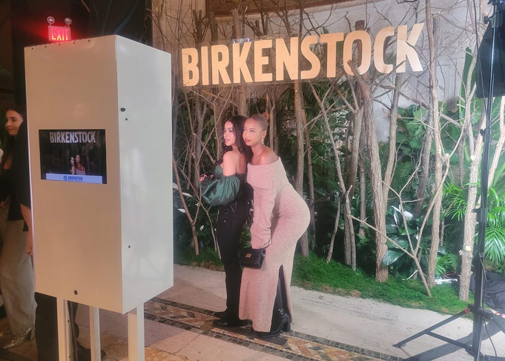 Glam-Cam Booth - NYC Photo Party