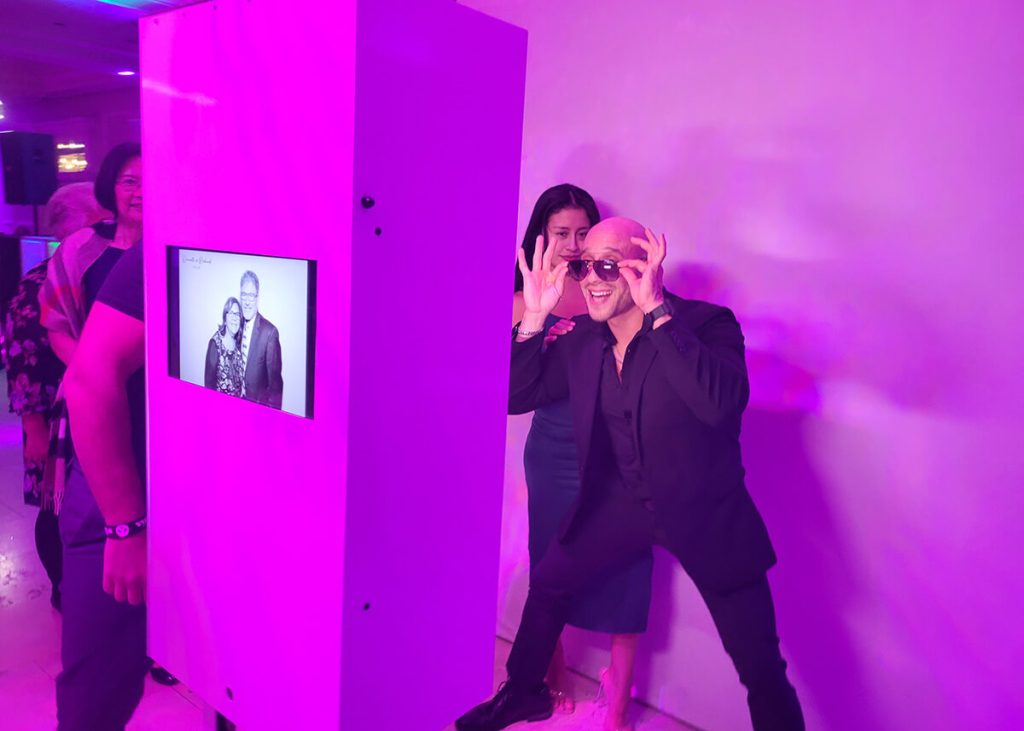 Glam-Cam Booth - NYC Photo Party